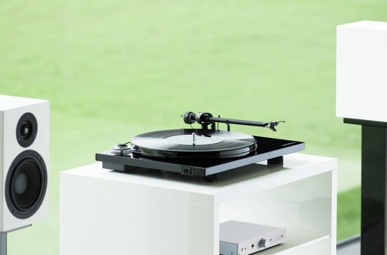 Pro-Ject Essential III Tag - HomeTheaterHifi.com