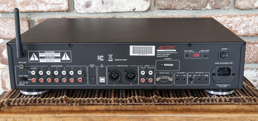 ADCOM GFP-915 Preamplifier and GFA-565se Power Amplifier Review ...